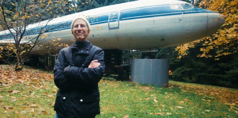 See the interior of a man's home that was constructed from an old airplane