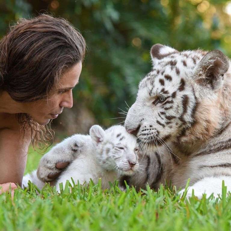 Discover a real-life Tarzan who has gained notoriety on social media ...